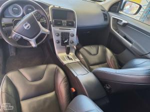 Volvo XC60 2012 in Klaipeda, with an engine capacity of 2.00 L and mileage of 300 thousand km for 6650 €, photo 4 on AUTOMOTO.COM.LV