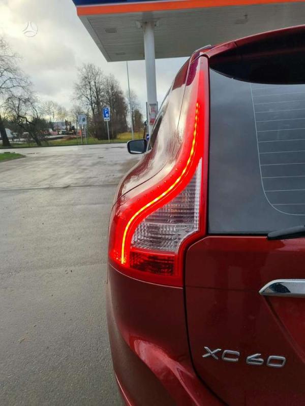 Oranžs Volvo XC60 2014 Tauragė, ar dzinēja tilpumu 2.00 L un nobraukumu 150 tūkst. km par 4450 €, foto 10 vietnē AUTOMOTO.COM.LV