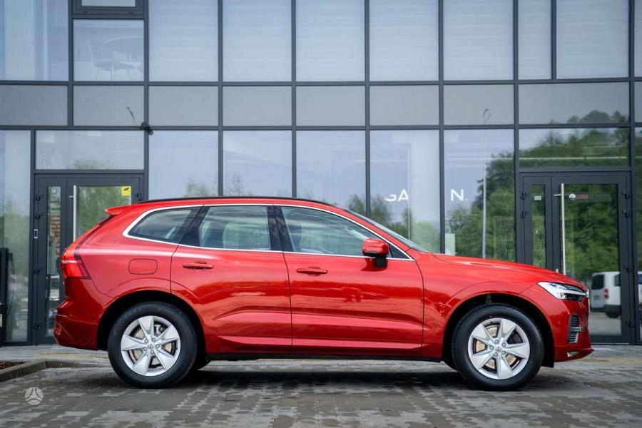 Orange Volvo XC60 2021 in Vilnius, with an engine capacity of 1.97 L and mileage of 76 thousand km for 26700 €, photo 6 on AUTOMOTO.COM.LV