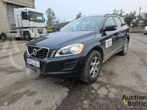 Volvo XC60 2011 in Kaunas, with an engine capacity of 1.98 L and mileage of 425 thousand km for 4000 €, photo  on AUTOMOTO.COM.LV