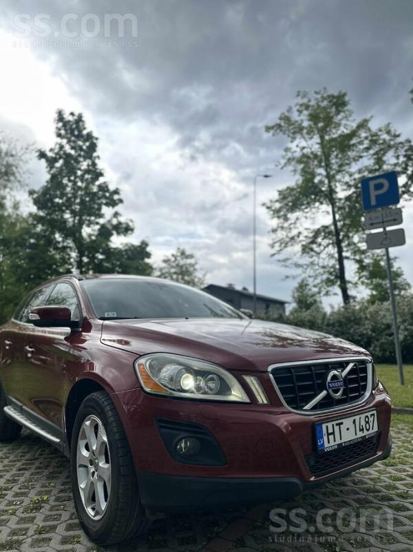 Sarkans Volvo XC60 2009 Jelgava, ar dzinēja tilpumu 2.40 L un nobraukumu 294 tūkst. km par 9650 €, foto 6 vietnē AUTOMOTO.COM.LV