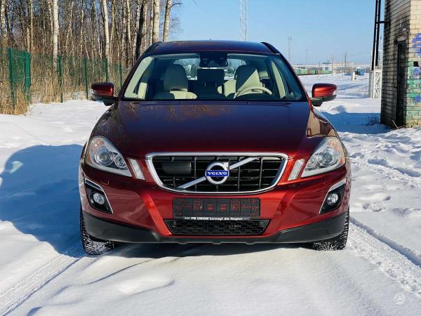 Sarkans Volvo XC60 2009 Kauņa, ar dzinēja tilpumu 2.40 L un nobraukumu 290 tūkst. km par 7690 €, foto 4 vietnē AUTOMOTO.COM.LV