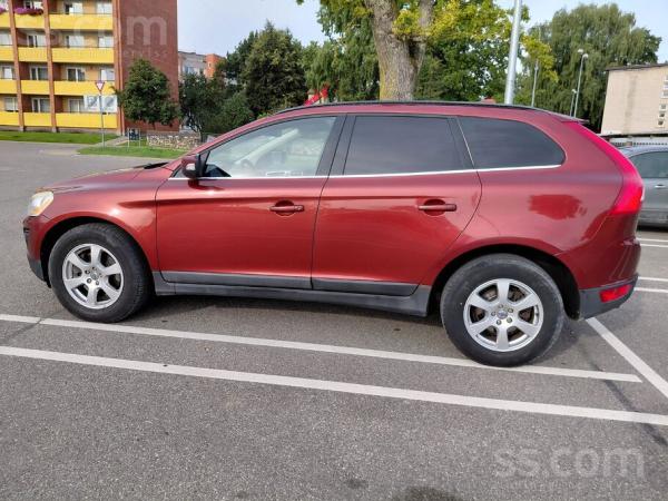 Sarkans Volvo XC60 2009 Valmiera, ar dzinēja tilpumu 2.40 L un nobraukumu 0 tūkst. km par 6250 €, foto 6 vietnē AUTOMOTO.COM.LV