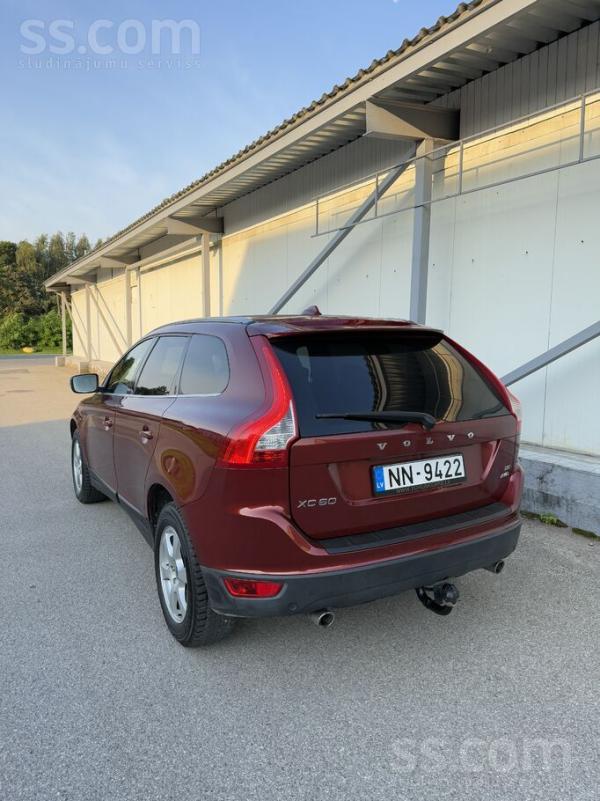 Sarkans Volvo XC60 2010 Tukums, ar dzinēja tilpumu 2.40 L un nobraukumu 375 tūkst. km par 6990 €, foto 5 vietnē AUTOMOTO.COM.LV