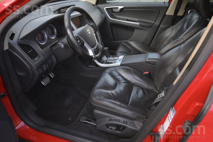 Sarkans Volvo XC60 2010 Rīga, ar dzinēja tilpumu 2.40 L un nobraukumu 0 tūkst. km par 8490 €, foto 8 vietnē AUTOMOTO.COM.LV