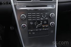 Sarkans Volvo XC60 2010 Rīga, ar dzinēja tilpumu 2.40 L un nobraukumu 0 tūkst. km par 8490 €, foto 14 vietnē AUTOMOTO.COM.LV
