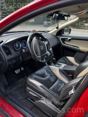 Sarkans Volvo XC60 2010 Cēsis, ar dzinēja tilpumu 2.40 L un nobraukumu 260 tūkst. km par 8000 €, foto 6 vietnē AUTOMOTO.COM.LV