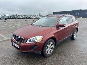 Red Volvo XC60 2010 in Vilnius, with an engine capacity of 3.19 L and mileage of 122 thousand km for 9900 €, photo  on AUTOMOTO.COM.LV