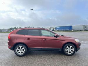 Red Volvo XC60 2010 in Vilnius, with an engine capacity of 3.19 L and mileage of 122 thousand km for 9900 €, photo 5 on AUTOMOTO.COM.LV