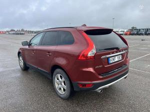 Red Volvo XC60 2010 in Vilnius, with an engine capacity of 3.19 L and mileage of 122 thousand km for 9900 €, photo 12 on AUTOMOTO.COM.LV