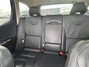 Red Volvo XC60 2010 in Vilnius, with an engine capacity of 3.19 L and mileage of 122 thousand km for 9900 €, photo 43 on AUTOMOTO.COM.LV