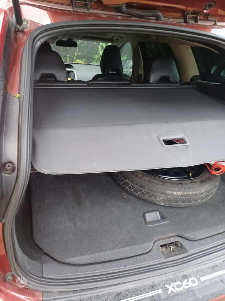 Sarkans Volvo XC60 2010 Ukmergė, ar dzinēja tilpumu 3.20 L un nobraukumu 122 tūkst. km par 7450 €, foto 5 vietnē AUTOMOTO.COM.LV