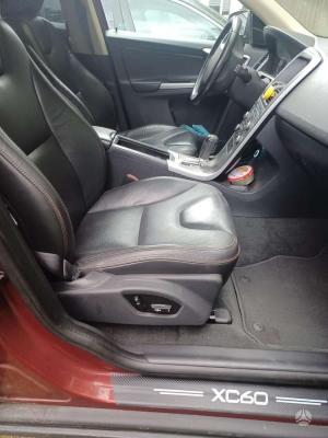 Sarkans Volvo XC60 2010 Ukmergė, ar dzinēja tilpumu 3.20 L un nobraukumu 122 tūkst. km par 7450 €, foto 6 vietnē AUTOMOTO.COM.LV