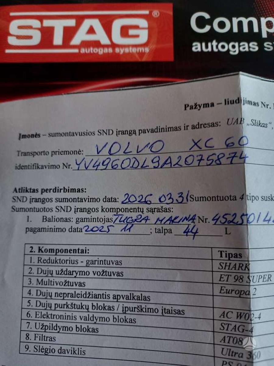 Sarkans Volvo XC60 2010 Ukmergė, ar dzinēja tilpumu 3.20 L un nobraukumu 122 tūkst. km par 7450 €, foto 15 vietnē AUTOMOTO.COM.LV