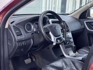 Red Volvo XC60 2010 in Vilnius, with an engine capacity of 2.40 L and mileage of 277 thousand km for 5500 €, photo 9 on AUTOMOTO.COM.LV