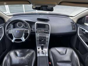 Red Volvo XC60 2010 in Vilnius, with an engine capacity of 2.40 L and mileage of 277 thousand km for 5500 €, photo 14 on AUTOMOTO.COM.LV