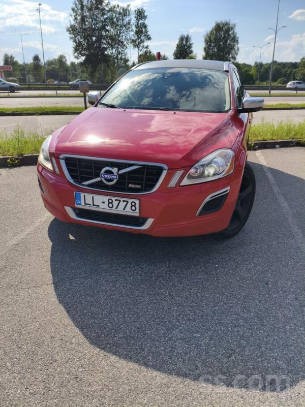 Red Volvo XC60 2011 in Riga, with an engine capacity of 2.40 L and mileage of 272 thousand km for 8500 €, photo 3 on AUTOMOTO.COM.LV