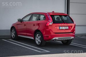 Sarkans Volvo XC60 2011 Rīga, ar dzinēja tilpumu 2.40 L un nobraukumu 323 tūkst. km par 7500 €, foto 7 vietnē AUTOMOTO.COM.LV