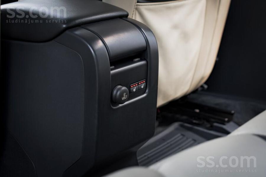Sarkans Volvo XC60 2011 Rīga, ar dzinēja tilpumu 2.40 L un nobraukumu 323 tūkst. km par 7500 €, foto 12 vietnē AUTOMOTO.COM.LV