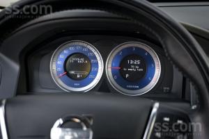 Sarkans Volvo XC60 2011 Rīga, ar dzinēja tilpumu 2.40 L un nobraukumu 323 tūkst. km par 7500 €, foto 16 vietnē AUTOMOTO.COM.LV