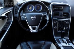 Sarkans Volvo XC60 2011 Tallina, ar dzinēja tilpumu 2.40 L un nobraukumu 377 tūkst. km par 8500 €, foto 7 vietnē AUTOMOTO.COM.LV