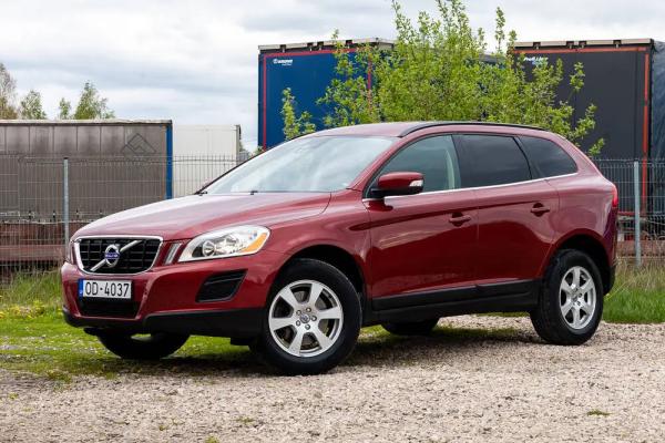 Sarkans Volvo XC60 2011 Rīga, ar dzinēja tilpumu 2.00 L un nobraukumu 212 tūkst. km par 10495 €, foto 3 vietnē AUTOMOTO.COM.LV
