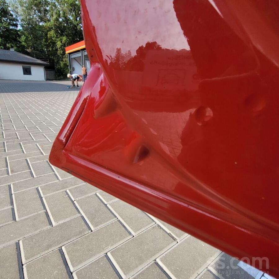 Red Volvo XC60 2011 in Riga, with an engine capacity of 2.40 L and mileage of 279 thousand km for 7800 €, photo 7 on AUTOMOTO.COM.LV