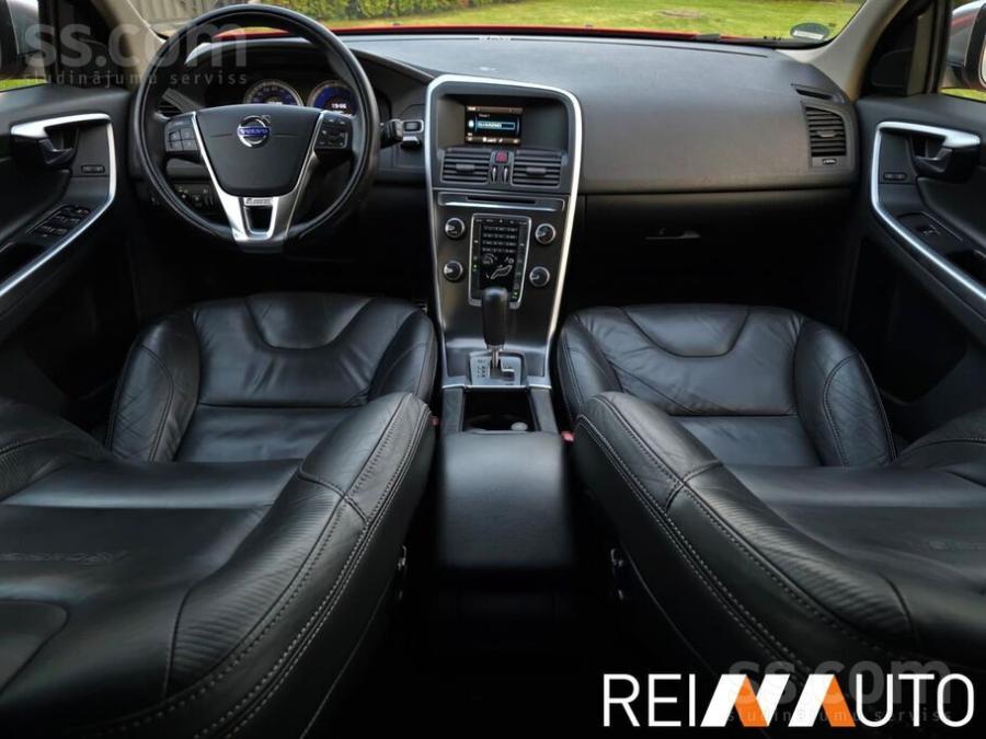 Sarkans Volvo XC60 2011 Rīga, ar dzinēja tilpumu 2.40 L un nobraukumu 255 tūkst. km par 9950 €, foto 21 vietnē AUTOMOTO.COM.LV