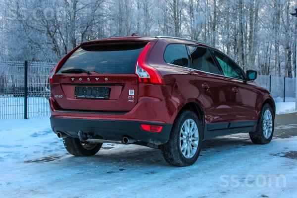 Sarkans Volvo XC60 2012 Jelgava, ar dzinēja tilpumu 2.40 L un nobraukumu 174 tūkst. km par 11596 €, foto 2 vietnē AUTOMOTO.COM.LV