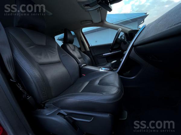 Sarkans Volvo XC60 2012 Jelgava, ar dzinēja tilpumu 2.40 L un nobraukumu 174 tūkst. km par 11596 €, foto 6 vietnē AUTOMOTO.COM.LV