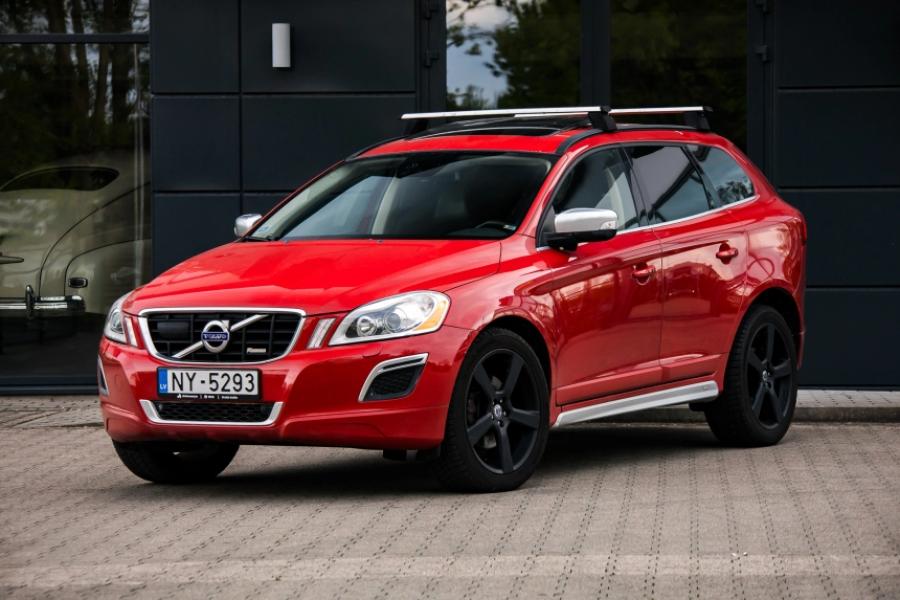 Red Volvo XC60 2012 in Riga, with an engine capacity of 2.40 L and mileage of 239 thousand km for 11250 €, photo 25 on AUTOMOTO.COM.LV