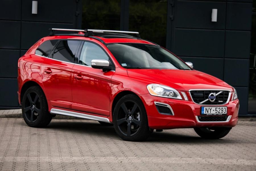 Red Volvo XC60 2012 in Riga, with an engine capacity of 2.40 L and mileage of 239 thousand km for 11250 €, photo 32 on AUTOMOTO.COM.LV