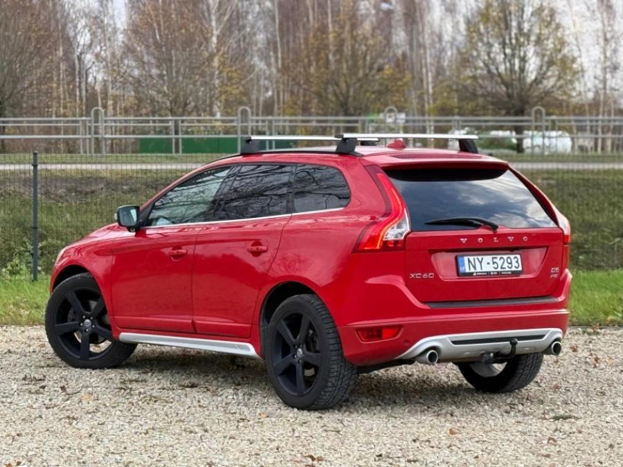 Red Volvo XC60 2012 in Riga, with an engine capacity of 2.40 L and mileage of 239 thousand km for 11250 €, photo 33 on AUTOMOTO.COM.LV