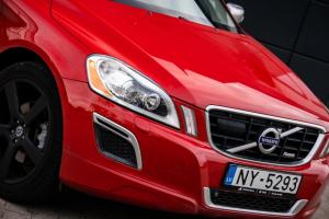 Red Volvo XC60 2012 in Riga, with an engine capacity of 2.40 L and mileage of 239 thousand km for 11250 €, photo 34 on AUTOMOTO.COM.LV