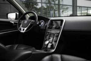 Red Volvo XC60 2012 in Riga, with an engine capacity of 2.40 L and mileage of 239 thousand km for 11250 €, photo 52 on AUTOMOTO.COM.LV