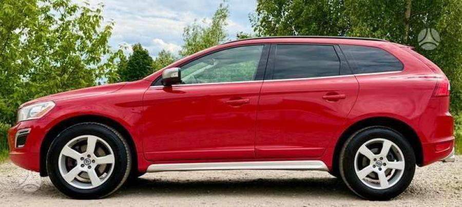 Sarkans Volvo XC60 2012 Šauļi, ar dzinēja tilpumu 1.98 L un nobraukumu 255 tūkst. km par 12450 €, foto 14 vietnē AUTOMOTO.COM.LV