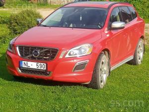 Red Volvo XC60 2012 in Madona, with an engine capacity of 2.40 L and mileage of 252 thousand km for 9000 €, photo  on AUTOMOTO.COM.LV