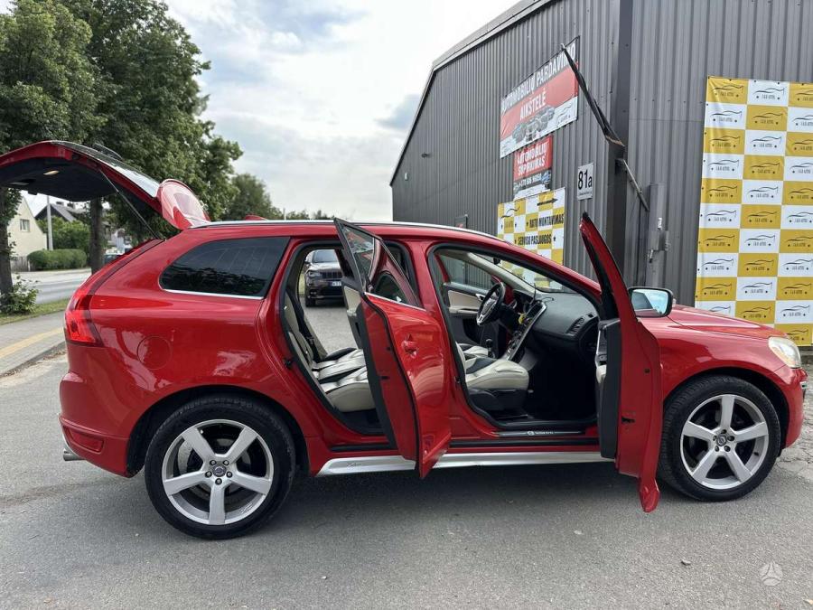 Red Volvo XC60 2012 in Siauliai, with an engine capacity of 2.40 L and mileage of 275 thousand km for 9950 €, photo 29 on AUTOMOTO.COM.LV
