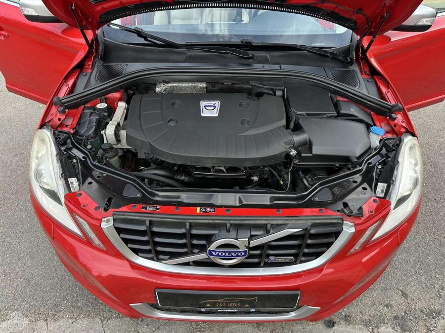 Red Volvo XC60 2012 in Siauliai, with an engine capacity of 2.40 L and mileage of 275 thousand km for 9950 €, photo 38 on AUTOMOTO.COM.LV