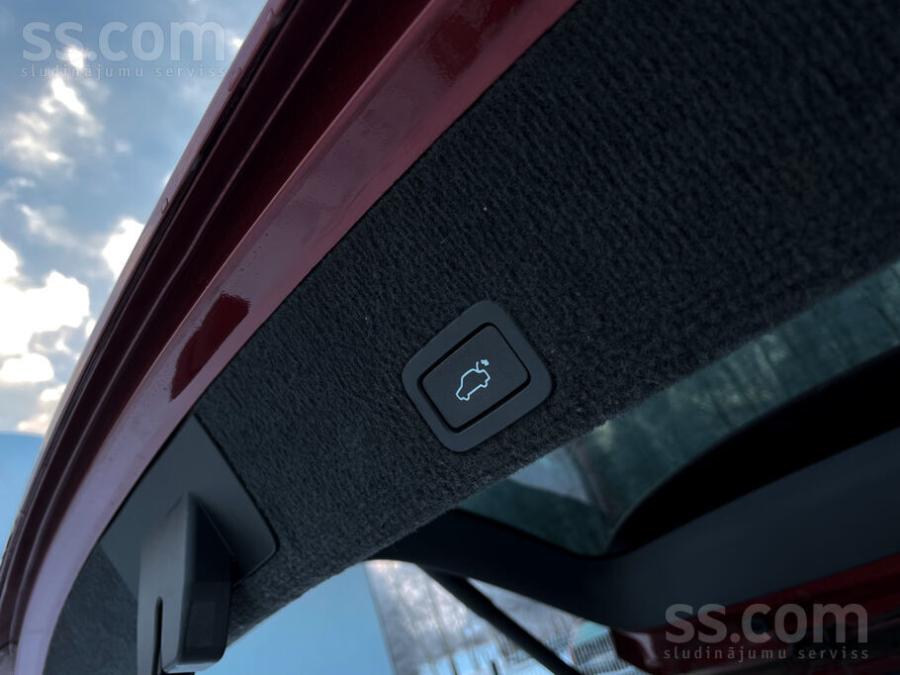 Sarkans Volvo XC60 2012 Jelgava, ar dzinēja tilpumu 2.40 L un nobraukumu 174 tūkst. km par 11596 €, foto 19 vietnē AUTOMOTO.COM.LV