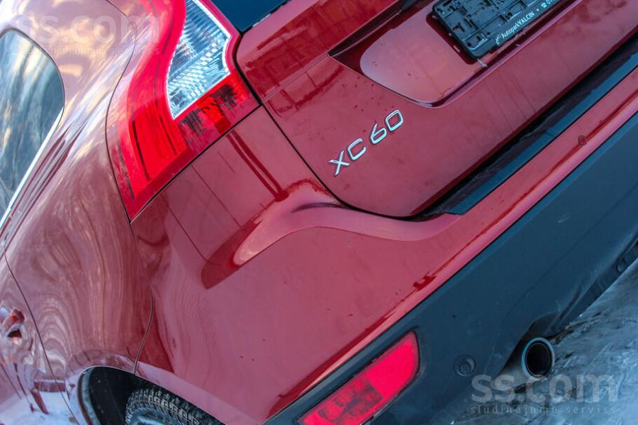 Sarkans Volvo XC60 2012 Jelgava, ar dzinēja tilpumu 2.40 L un nobraukumu 174 tūkst. km par 11596 €, foto 23 vietnē AUTOMOTO.COM.LV
