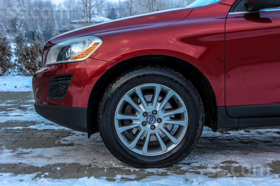 Sarkans Volvo XC60 2012 Jelgava, ar dzinēja tilpumu 2.40 L un nobraukumu 174 tūkst. km par 11596 €, foto 25 vietnē AUTOMOTO.COM.LV