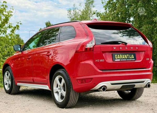 Red Volvo XC60 2012 in Siauliai, with an engine capacity of 1.98 L and mileage of 255 thousand km for 12450 €, photo 3 on AUTOMOTO.COM.LV