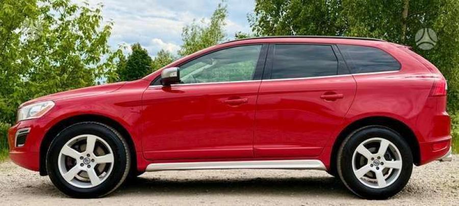 Sarkans Volvo XC60 2012 Šauļi, ar dzinēja tilpumu 1.98 L un nobraukumu 255 tūkst. km par 12450 €, foto 14 vietnē AUTOMOTO.COM.LV