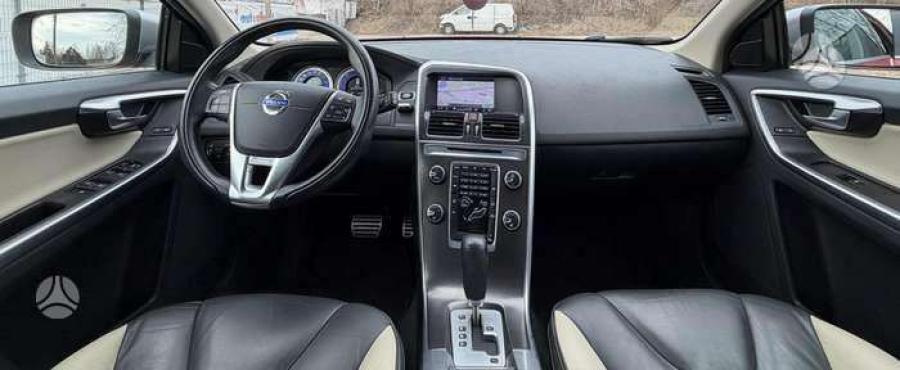 Sarkans Volvo XC60 2012 Šauļi, ar dzinēja tilpumu 1.98 L un nobraukumu 255 tūkst. km par 12450 €, foto 21 vietnē AUTOMOTO.COM.LV