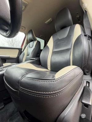 Sarkans Volvo XC60 2012 Šauļi, ar dzinēja tilpumu 1.98 L un nobraukumu 255 tūkst. km par 12450 €, foto 22 vietnē AUTOMOTO.COM.LV