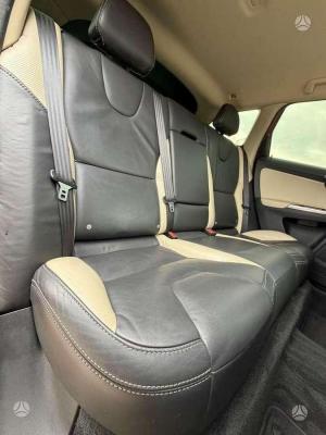 Sarkans Volvo XC60 2012 Šauļi, ar dzinēja tilpumu 1.98 L un nobraukumu 255 tūkst. km par 12450 €, foto 25 vietnē AUTOMOTO.COM.LV