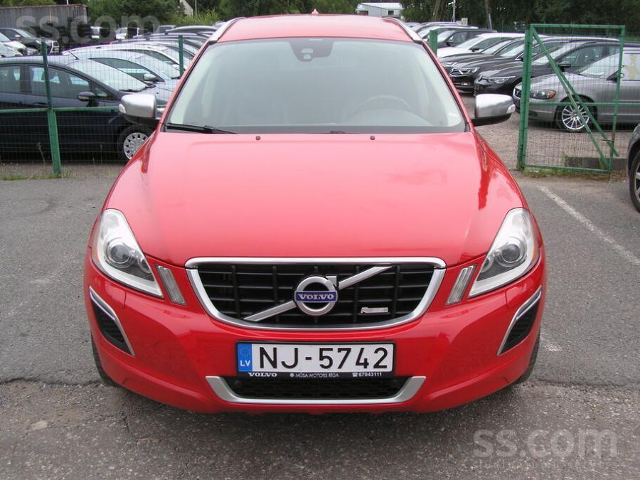 Red Volvo XC60 2012 in Riga, with an engine capacity of 2.00 L and mileage of 0 thousand km for 9950 €, photo 6 on AUTOMOTO.COM.LV