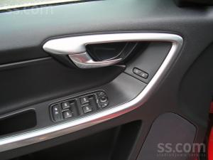 Red Volvo XC60 2012 in Riga, with an engine capacity of 2.00 L and mileage of 0 thousand km for 9950 €, photo 19 on AUTOMOTO.COM.LV