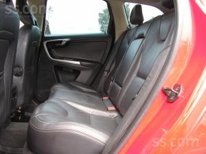 Red Volvo XC60 2012 in Riga, with an engine capacity of 2.00 L and mileage of 0 thousand km for 9950 €, photo 21 on AUTOMOTO.COM.LV
